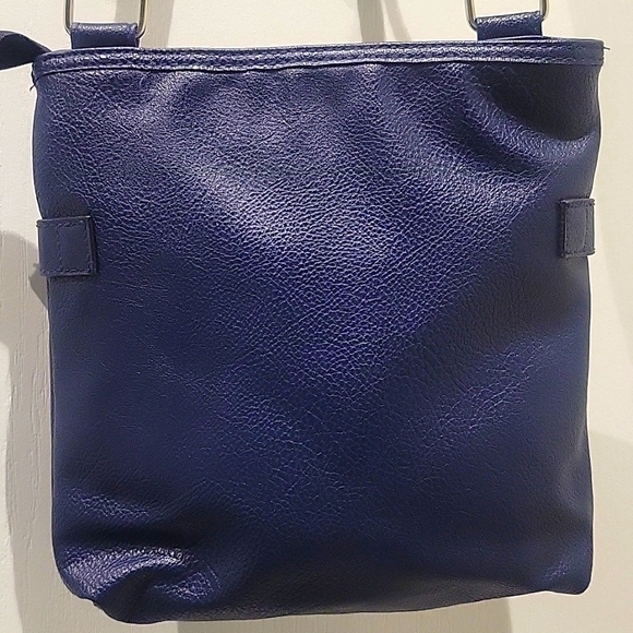 Rosetti | Bags | Rosetti Navy Blue Crossbody | Poshmark